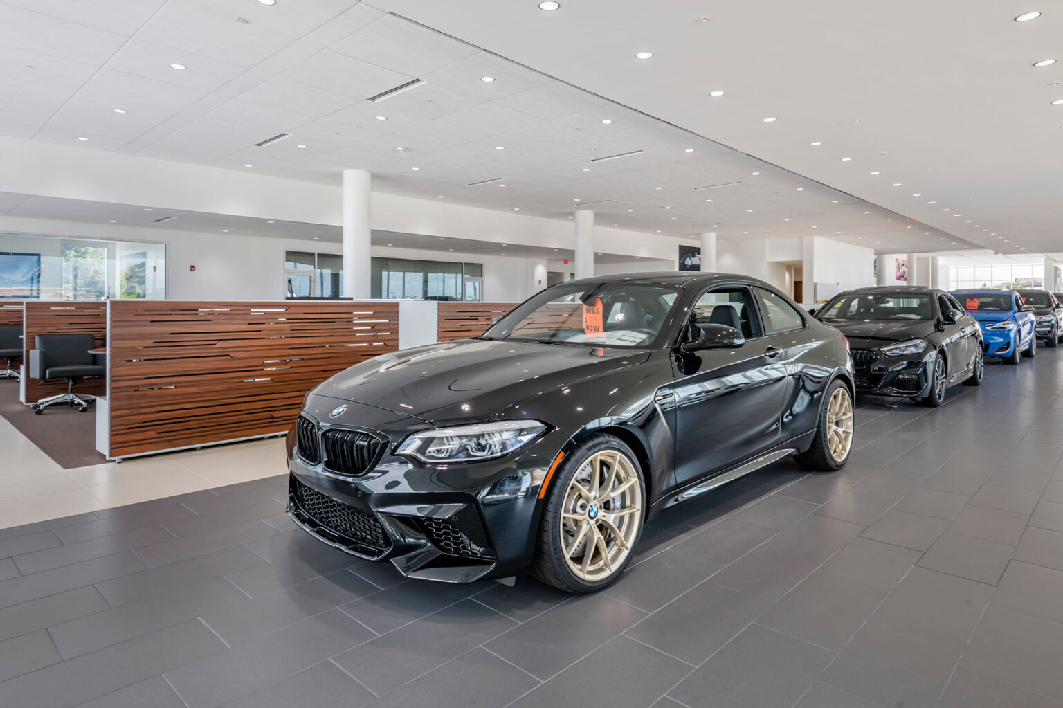 Fields Bmw Winter Park Showroom | CS3 Photography